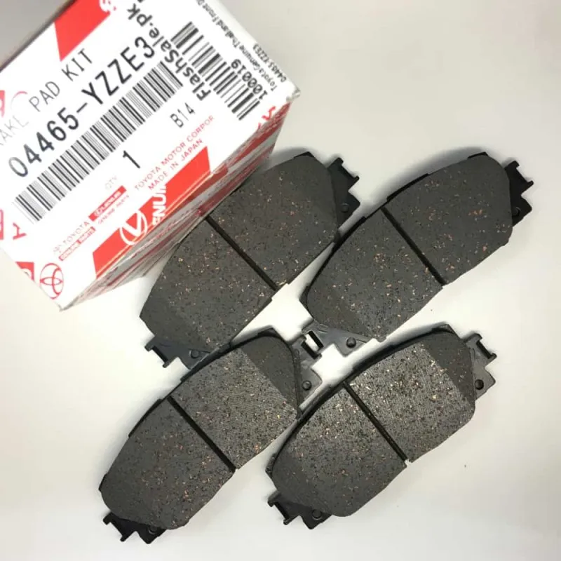 Toyota Genuine Japan Front Disk Brake Pad 4 Pcs Kit 04465-YZZE3