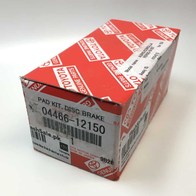 Toyota Genuine Japan Rear Disk Brake Pad 4 Pcs Kit 04466-12150