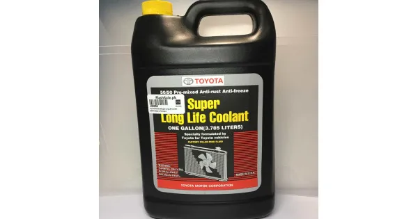 Toyota Genuine USA Super Long Life Coolant 3.785 Liters 08889-80082