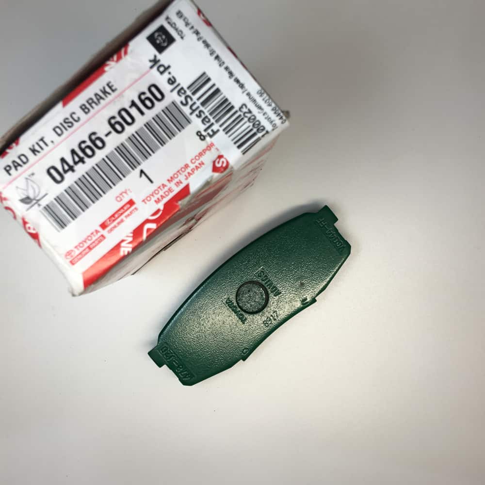 Toyota Genuine Japan Rear Disk Brake Pad 4 Pcs Kit 04466-60160