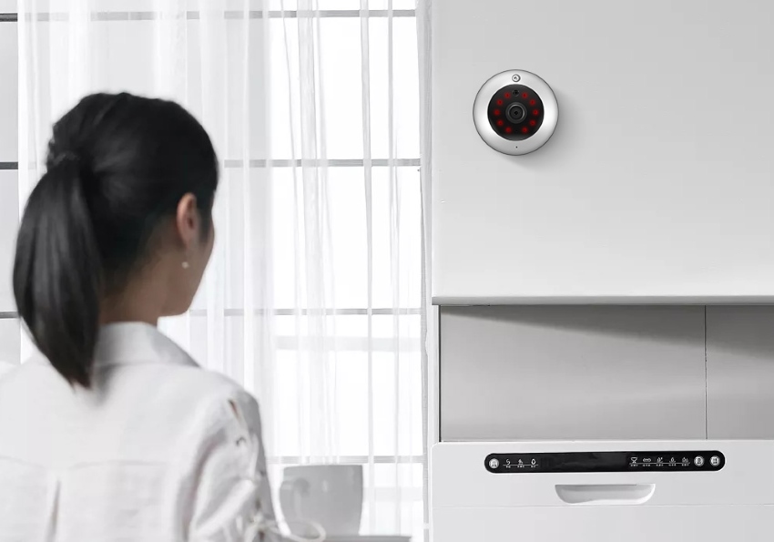 Digoo DG-UFC 1080p HD 180 Degree Wide Angle Night Vision WiFi IP Camera